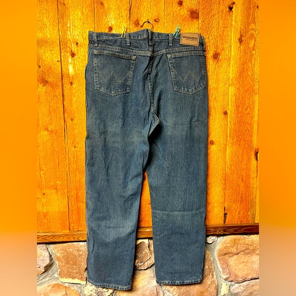 Wrangler | Jeans | Used Wrangler Rugged Wear Jeans In 4x32 | Poshmark